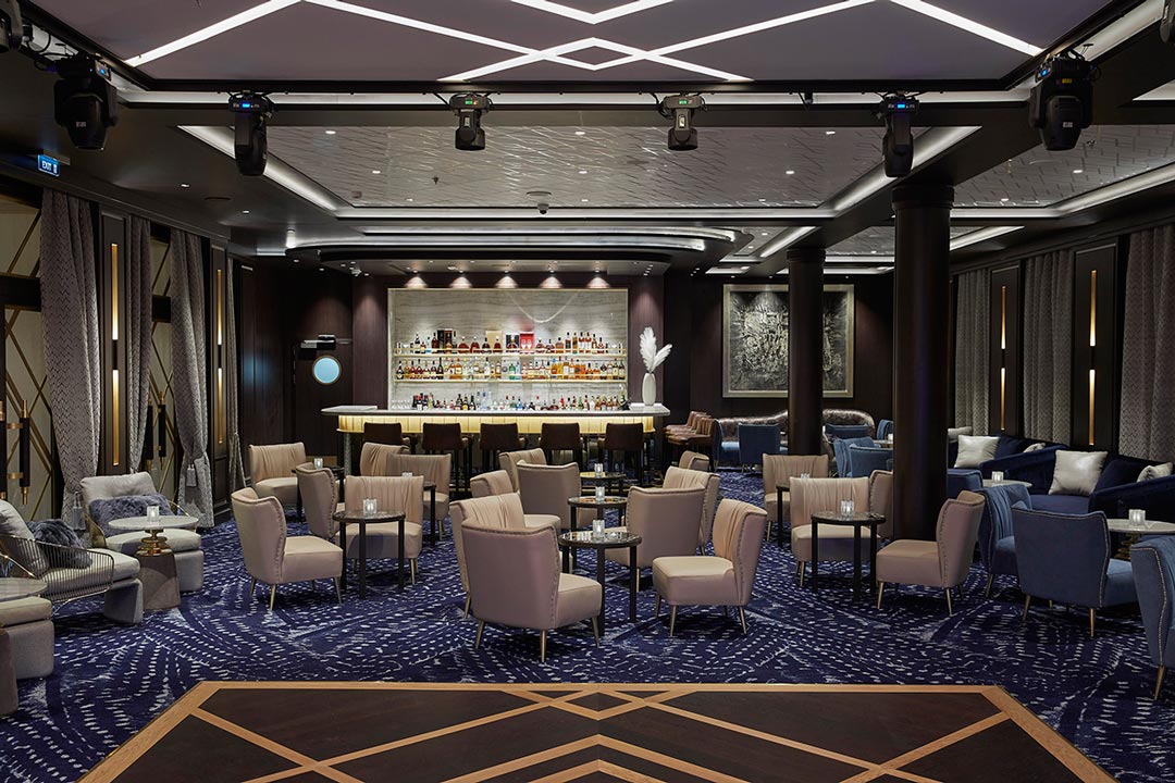 9 Night Plazas & Colonnades on Seven Seas Splendor | AAdvantage Cruises